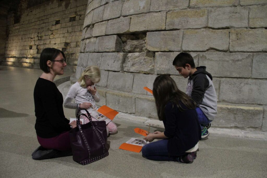 Treasure Hunt At The Louvre – Family Twist