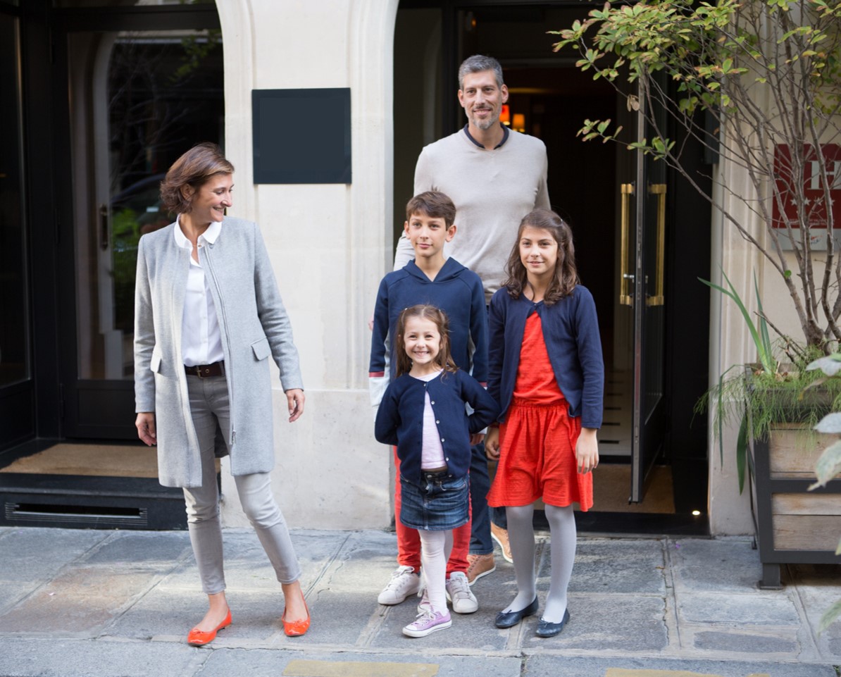 ABOUT US – Family Twist
